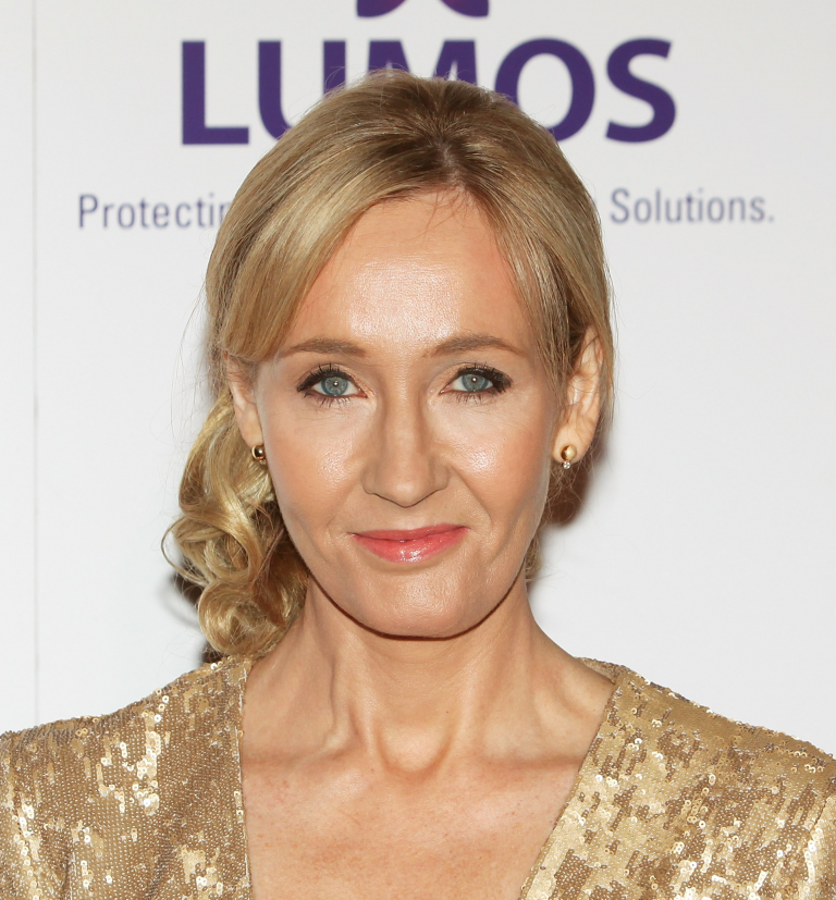 J.K. Rowling to Attend Special Screening of Fantastic Beasts and Where ...